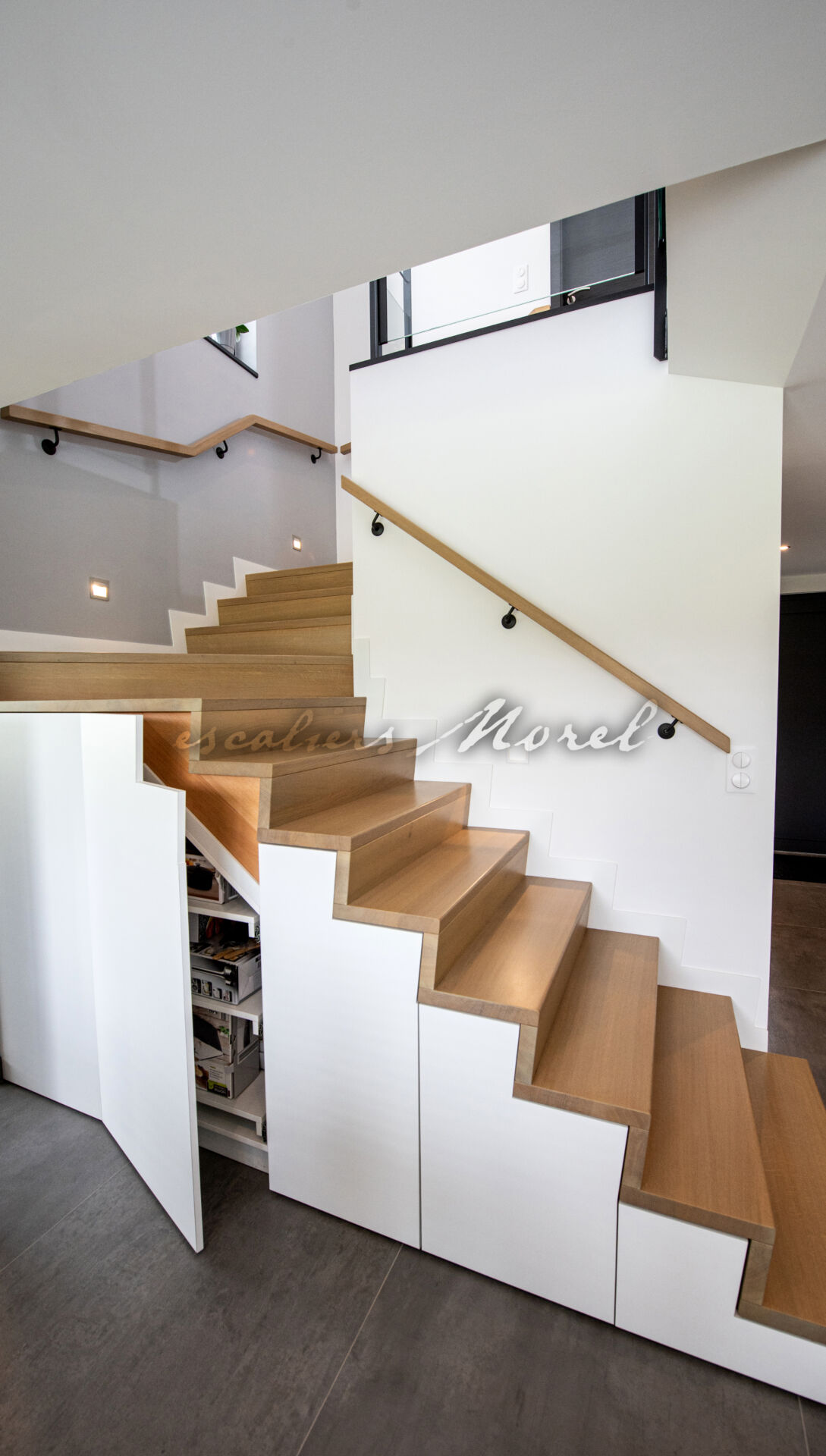 Escalier Tout en angles Design DEA027 • Escaliers MOREL